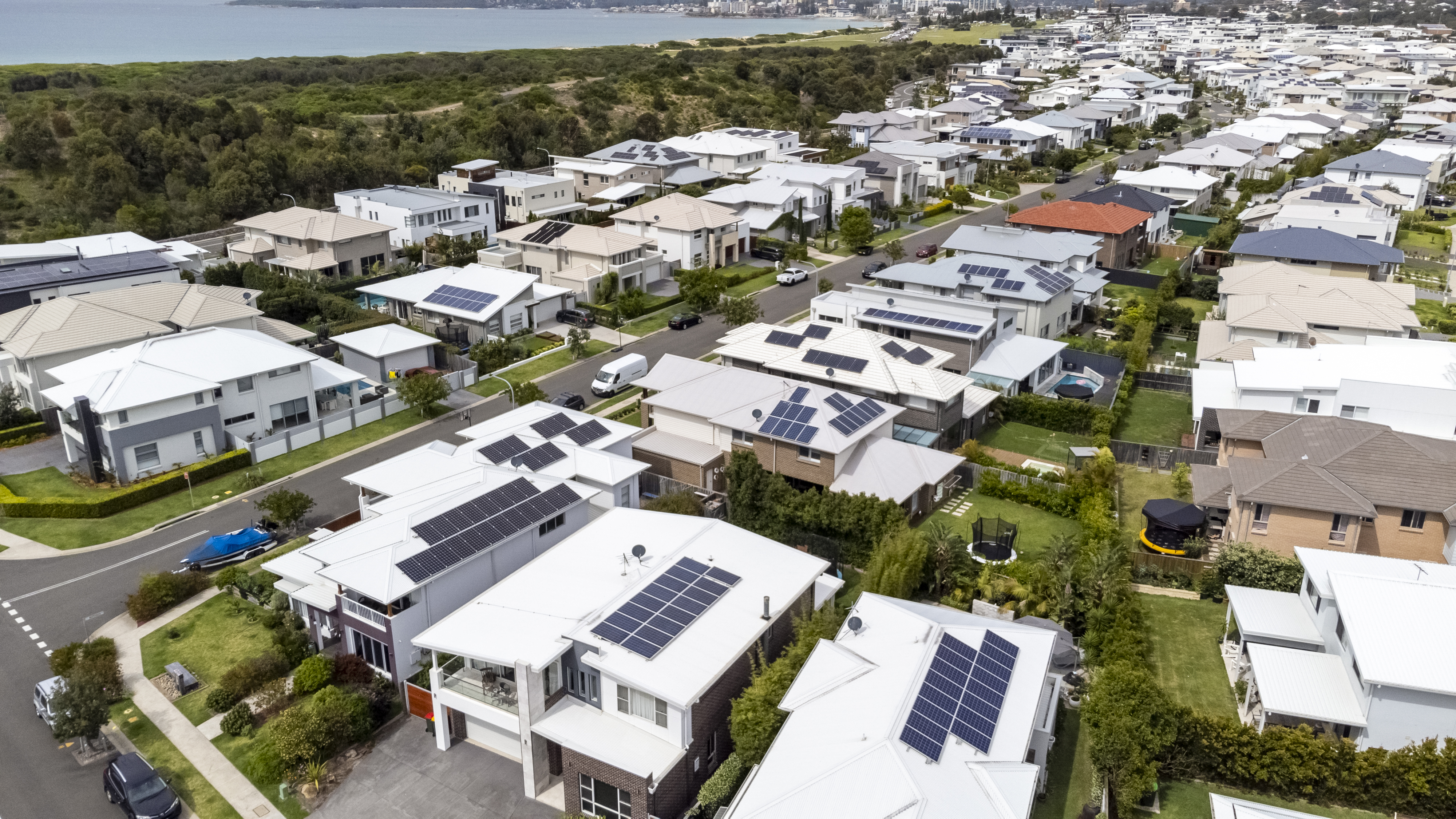 Are Solar Batteries Worth It? [Updated for 2023]